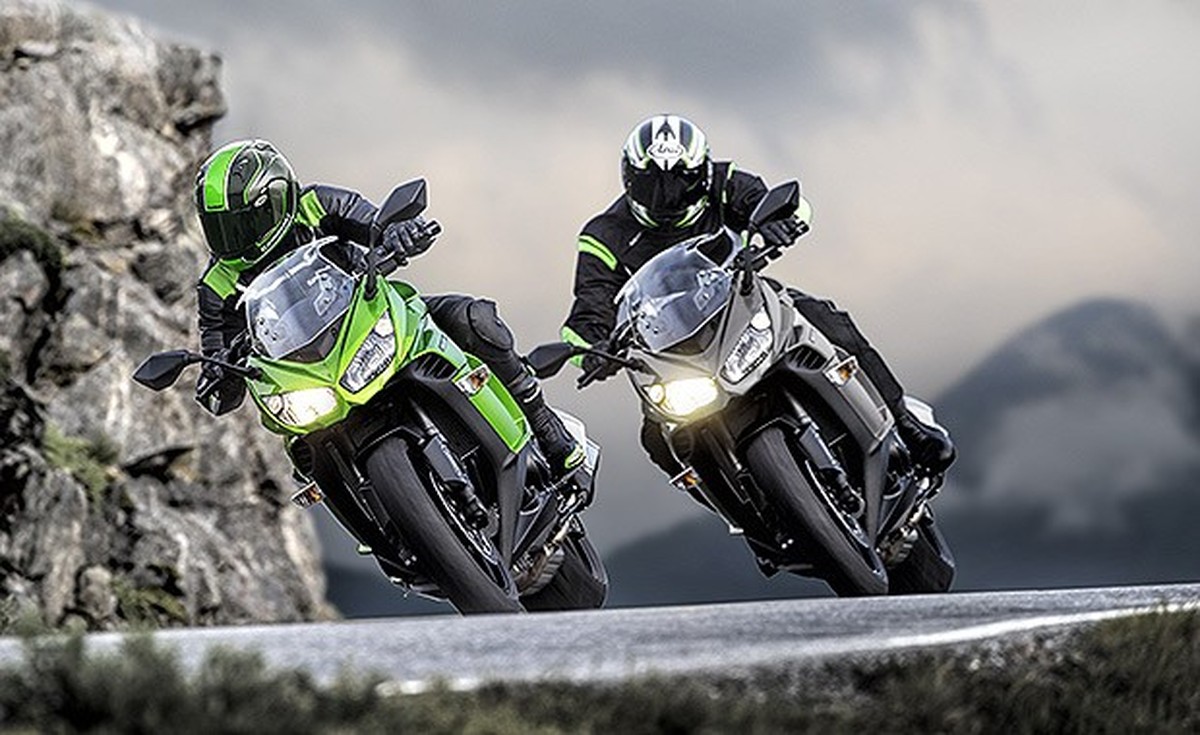 Aceleramos as novas Kawasaki Ninja Tourer e Z 1000