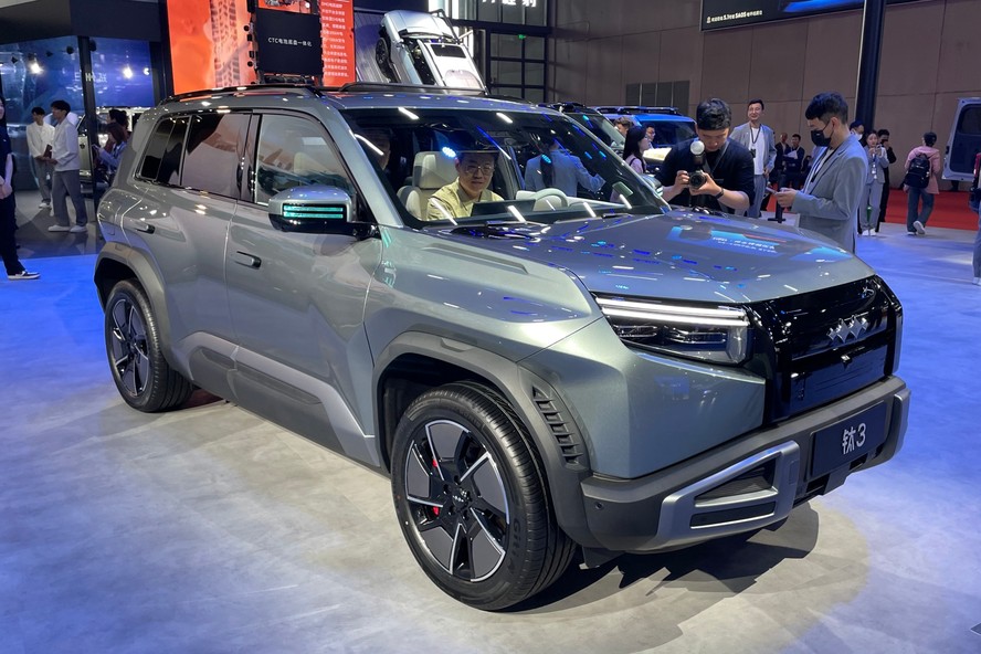 BYD Denza B3 é mini-jipe elétrico que deve vir ao Brasil; veja em detalhes