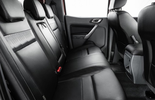 Ford mostra interior da Ranger que chega ao Brasil até março