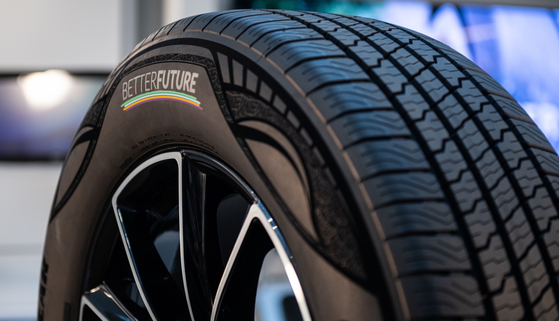 Novo pneu da Goodyear é feito de óleo de soja, cabo de aço e casca de arroz
