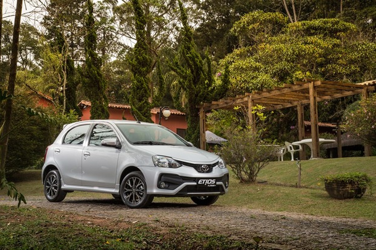 Visual do Toyota Etios Platinum antecipa próxima geração do compacto