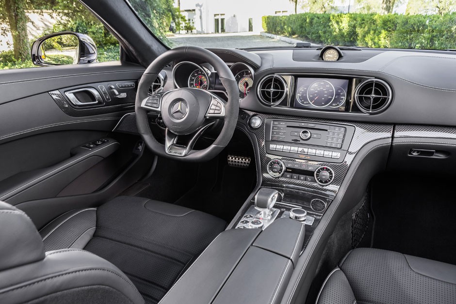 Mercedes revela tudo do SL reestilizado