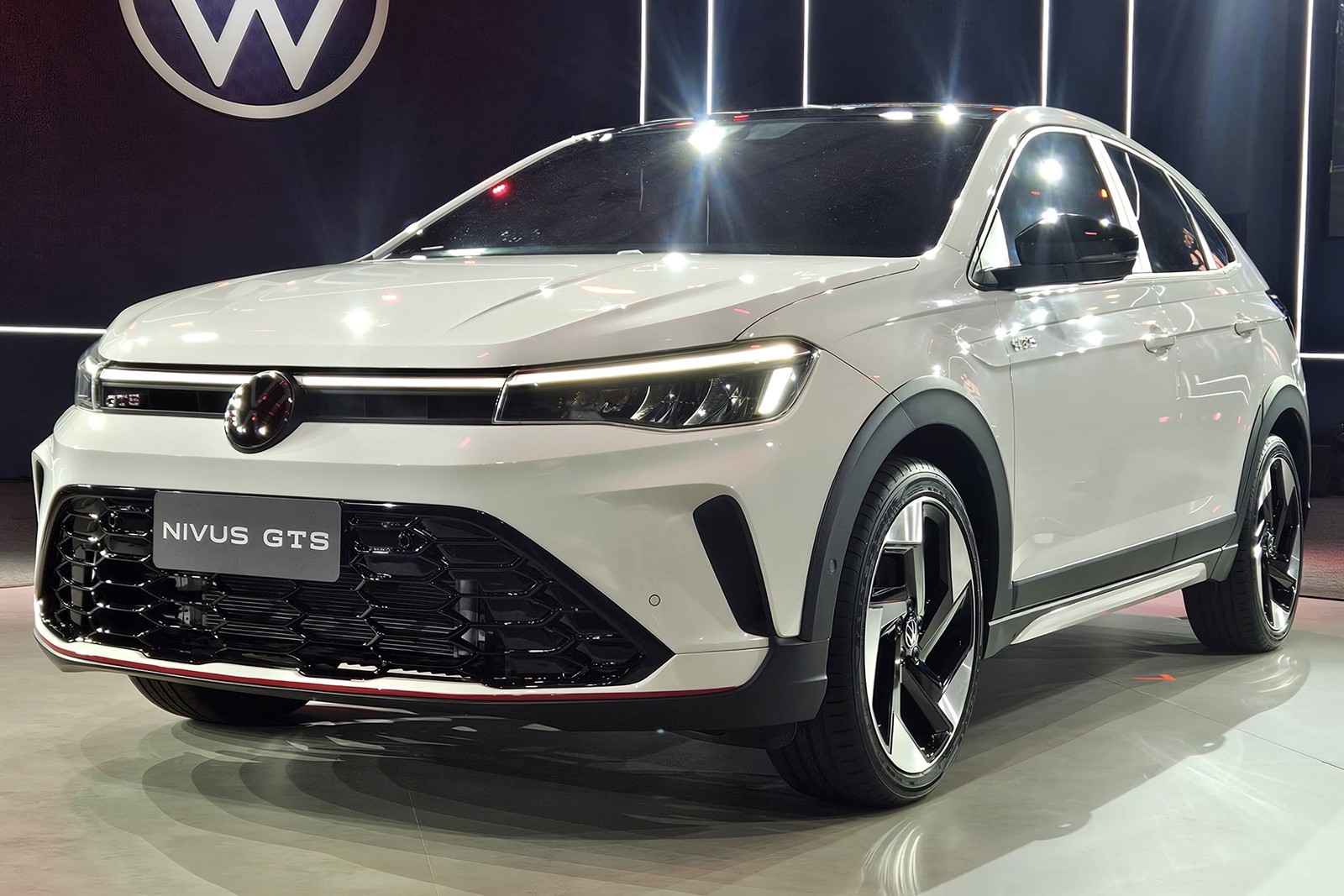 Volkswagen Nivus GTS: SUV cupê esportivo é enfim revelado e chega em 2025