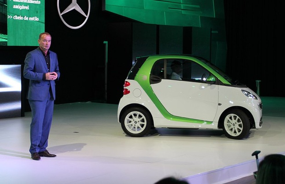 Mercedes aposta em esportivos AMG e no carrinho Smart no Salão do Automóvel