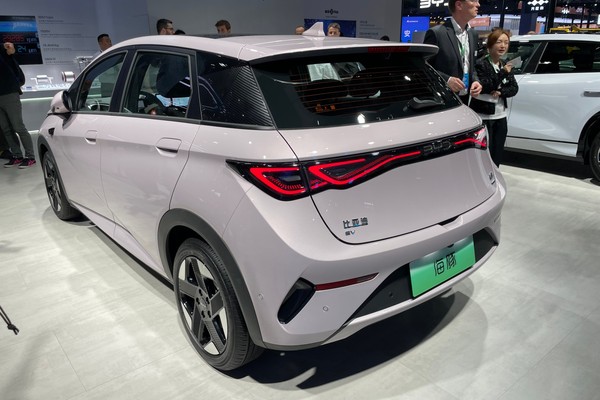 BYD Denza B3 é mini-jipe elétrico que deve vir ao Brasil; veja em detalhes