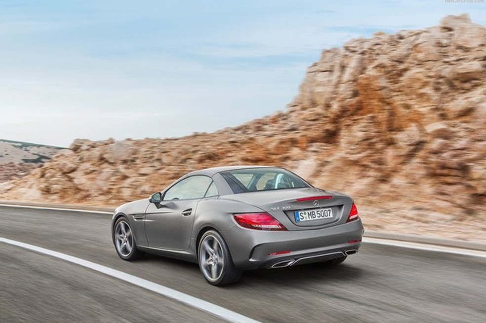 Teste: Mercedes-Benz SLC 300