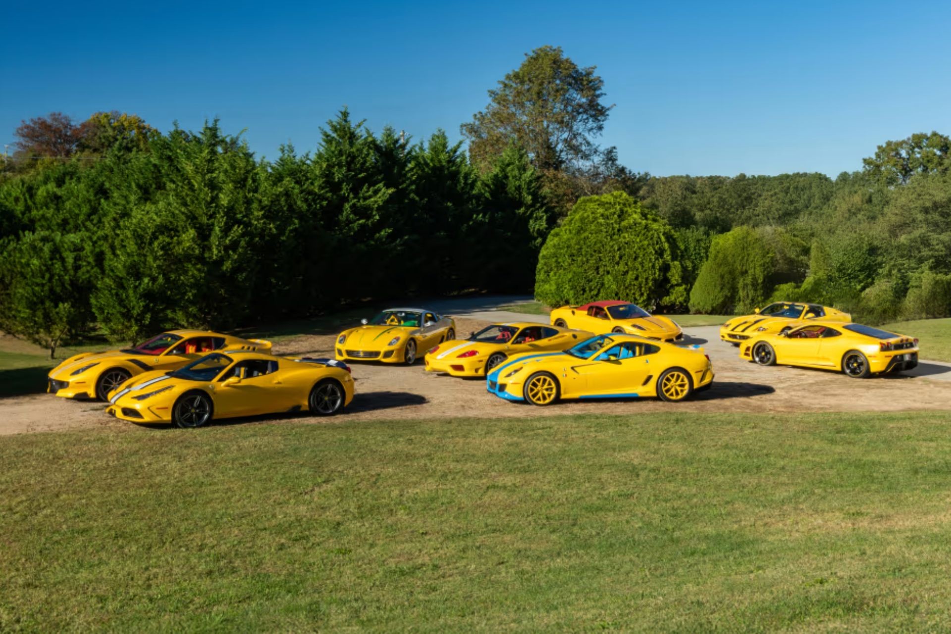 Coleção de 46 Ferrari com carros raríssimos vai a leilão após morte do dono