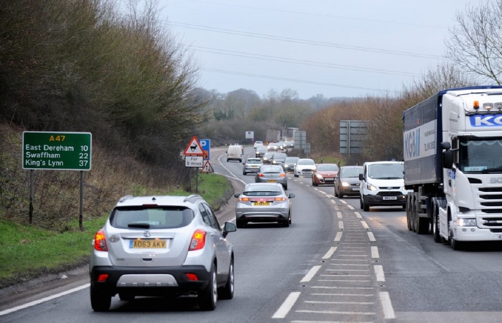 Como é dirigir um carro de mão inglesa pela primeira vez