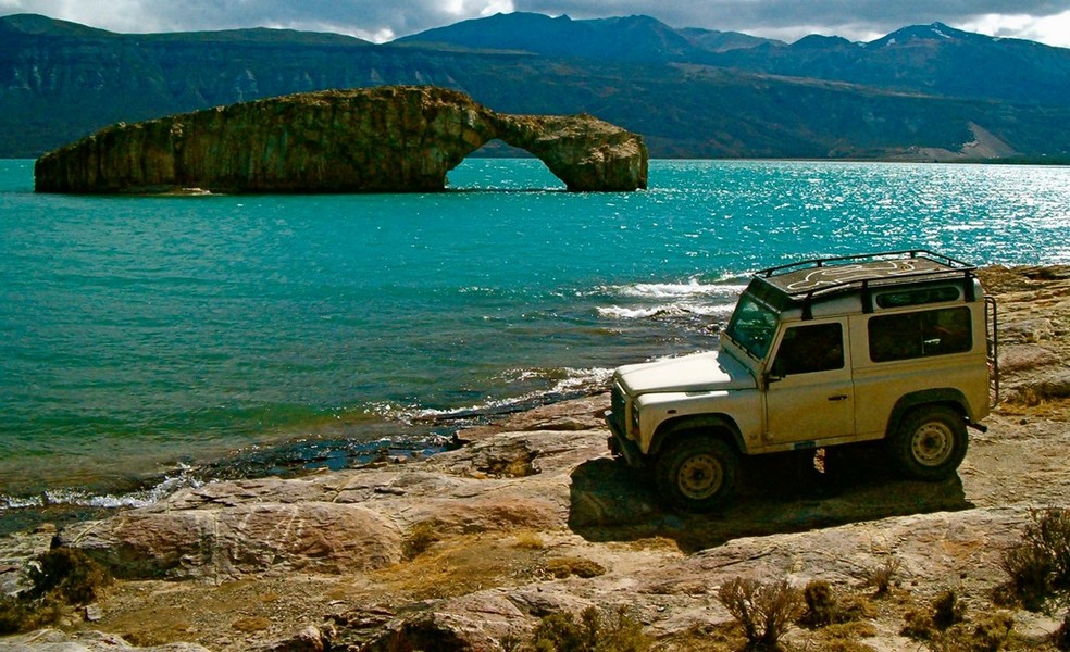 A especialista em off-road que ensina mulheres a fazer trilha em carros 4x4