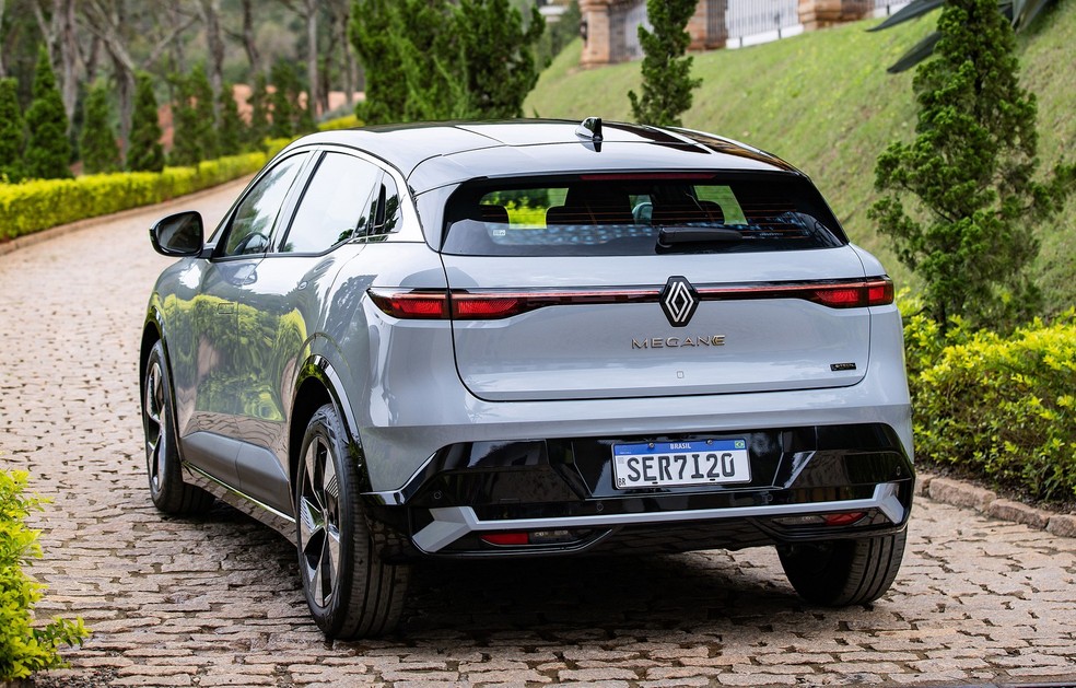 Renault Megane E-Tech estreia no Brasil por R$ 279.900 para encarar BYD ...