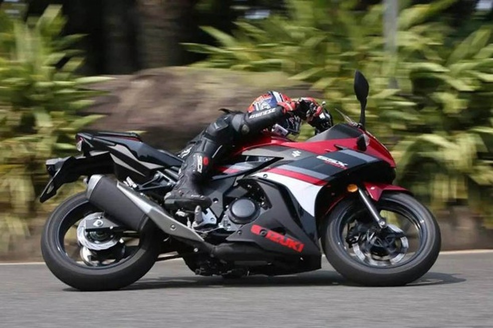 Suzuki confirma GSX 250R e DL250 V-Strom