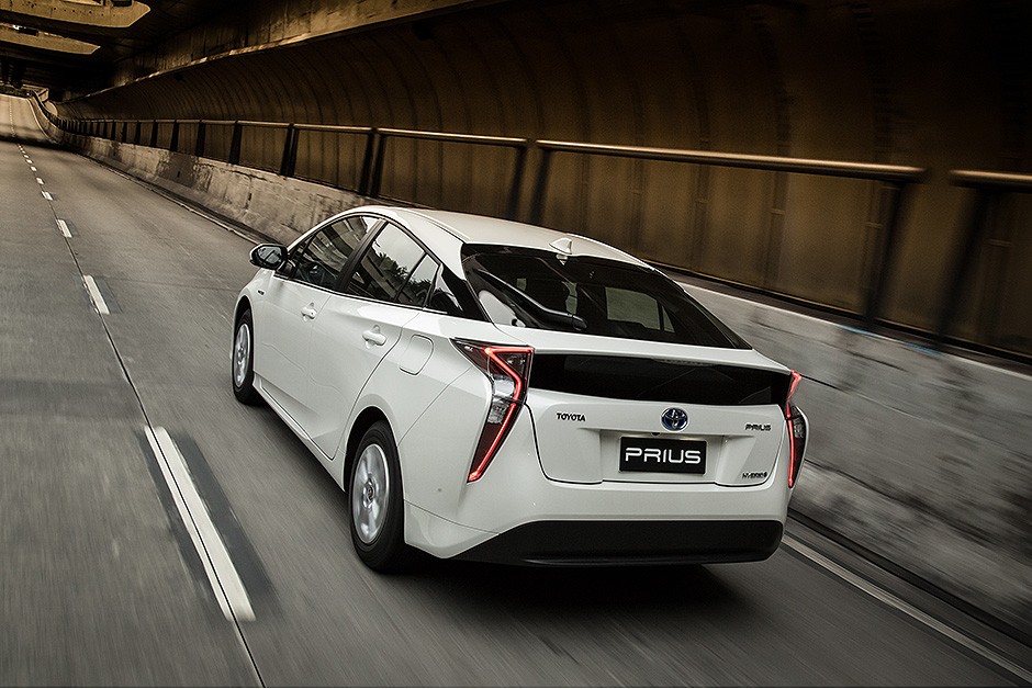 Novo Toyota Prius chega ao Brasil com preço de R$ 119.950