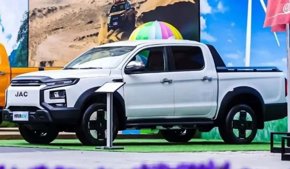 Jac revela caminhonete elétrica que virá ao Brasil junto da Hunter diesel