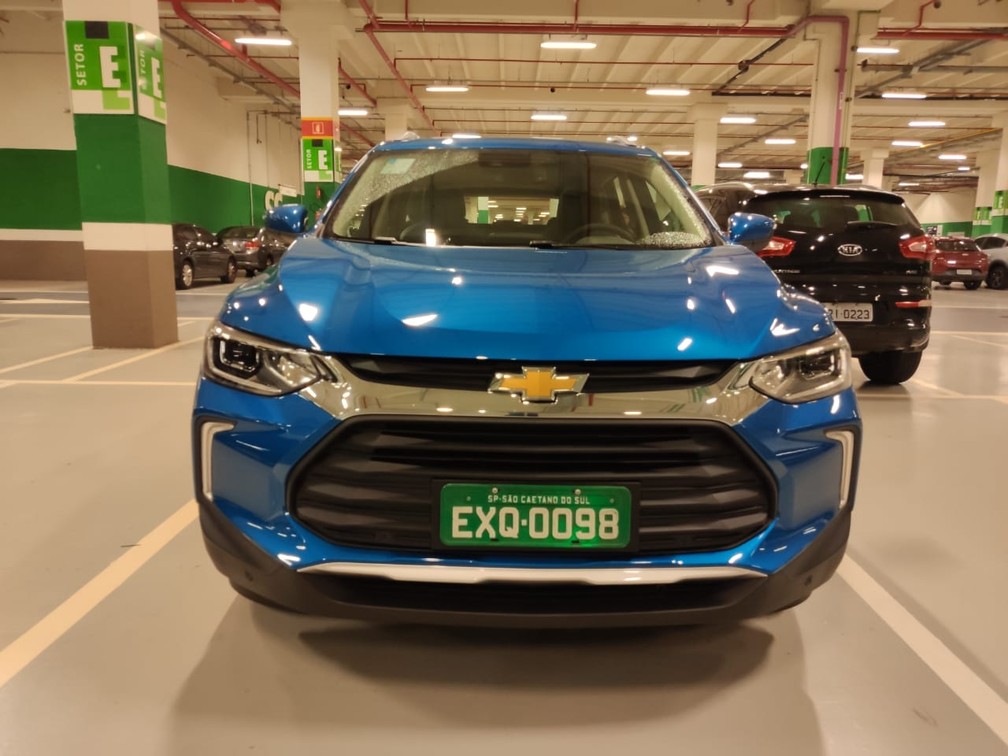 Novo Chevrolet Tracker é visto sem camuflagem: veja versões ...