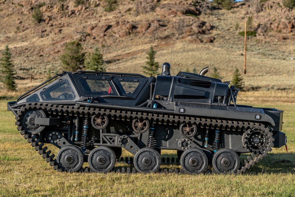 Tanque de guerra 'familiar' custa R$ 3 milhões e é mais potente que um ...
