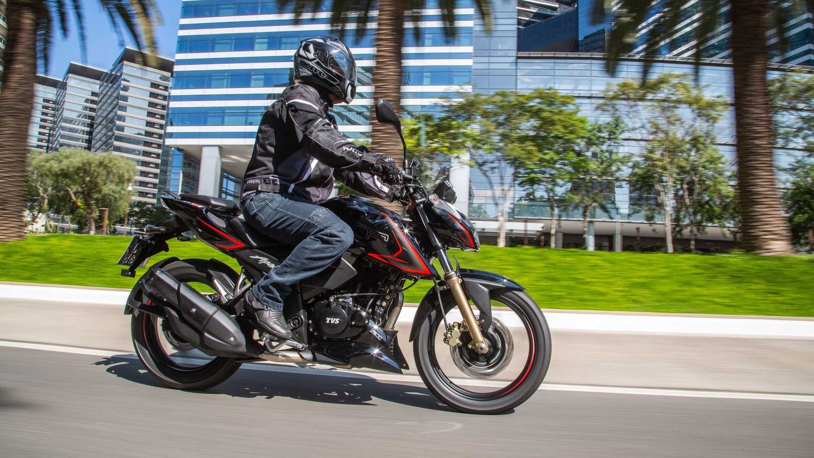 Dafra Apache RTR 200 chega à linha 2022 com importante mudança mecânica