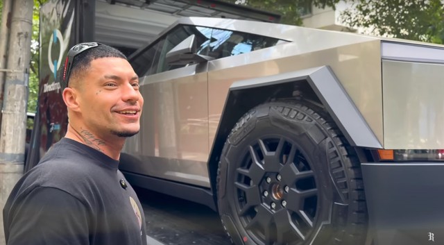 Filipe Ret tem Tesla Cybertruck, McLaren de R$ 3 milhões e não dispensa BMW