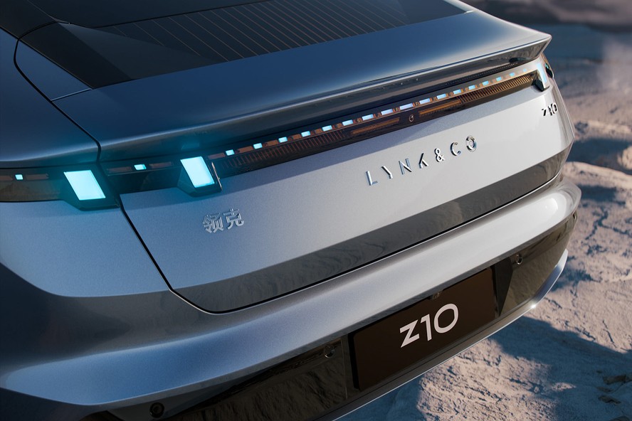 China rouba protagonismo em carros autônomos e essa luz azul é a prova