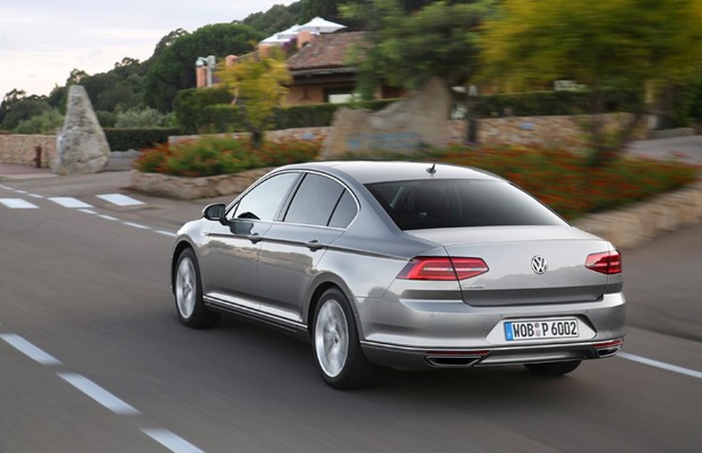 Volkswagen confirma produção de Passat CC e Alltrack