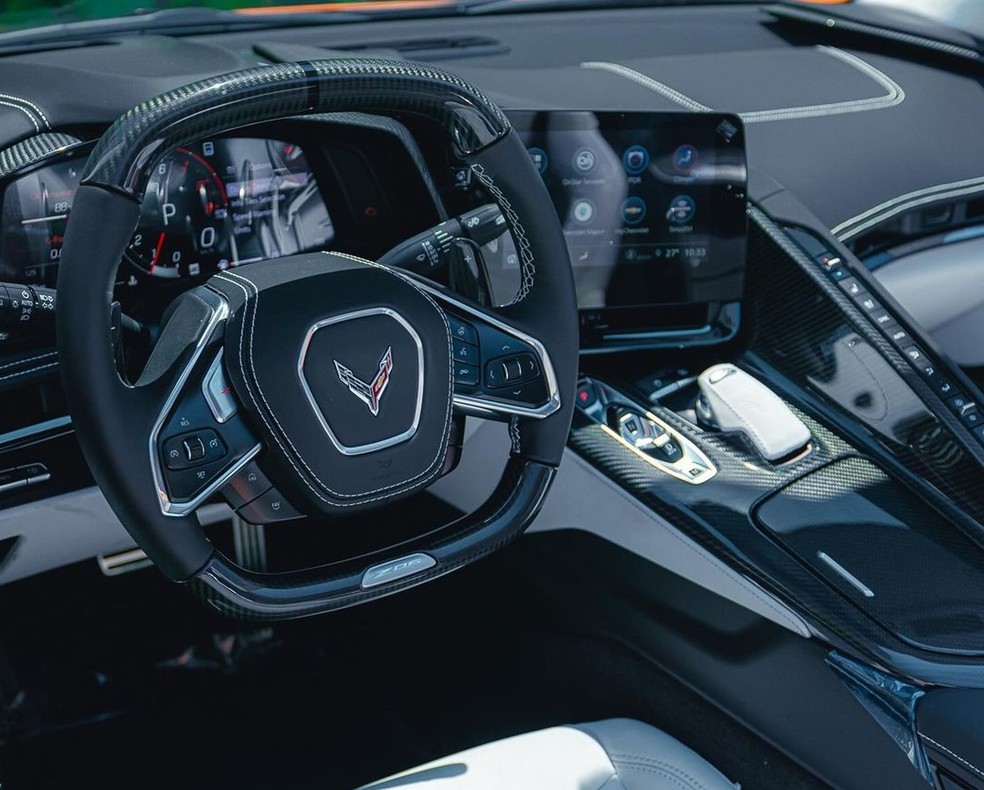 Corvette Z06 conversível, de 680 cv, está à venda no Brasil com preço ...