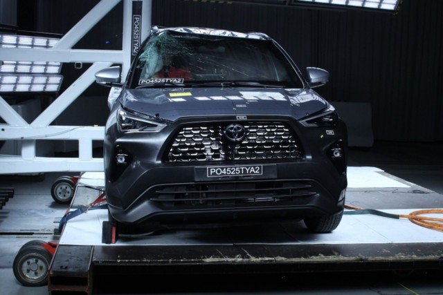 Toyota Yaris Cross vai mal em segurança por itens que já tem no Brasil