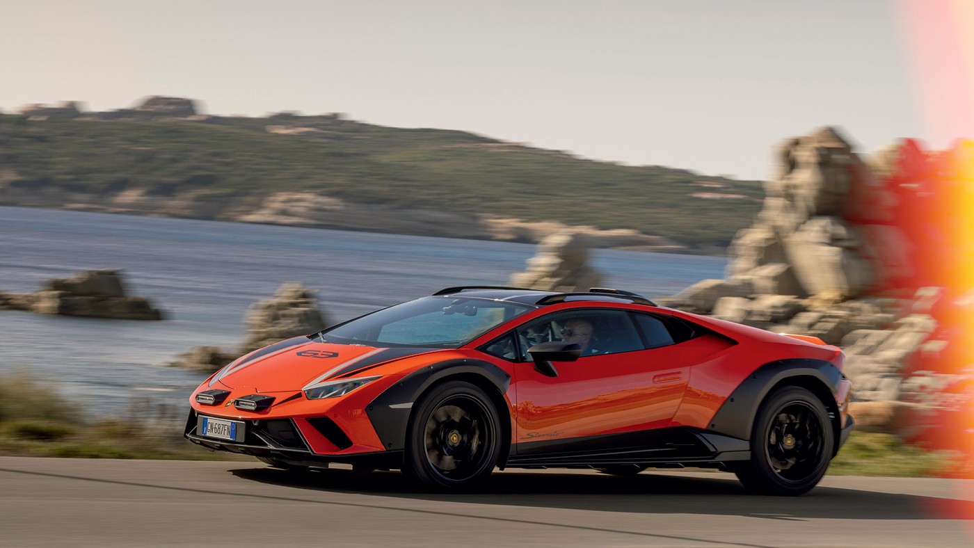 Lamborghini Sterrato tem só 3 unidades no Brasil; veja quanto custa