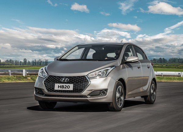 Pela 1ª vez desde 2014, um carro vende mais de 20 mil unidades em um mês