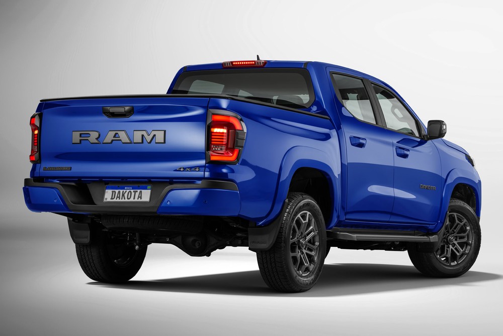 Ram Dakota Laramie Night Edition é nova versão de topo e custa R$ 330 mil