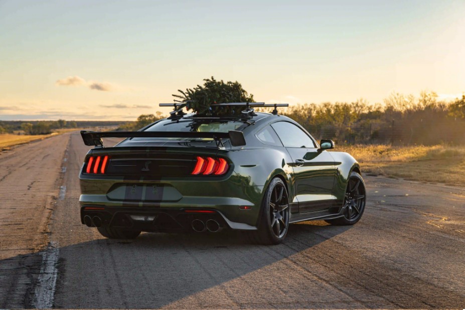 Vídeo: Mustang de 1.000 cv bate recorde de velocidade com árvore de ...