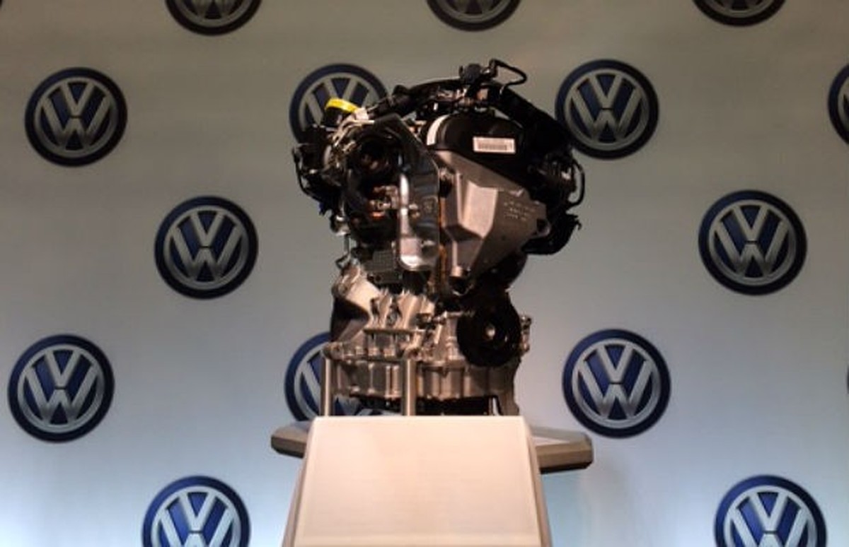 Volkswagen começa a exportar motor turbo 1.0 do up! para Alemanha