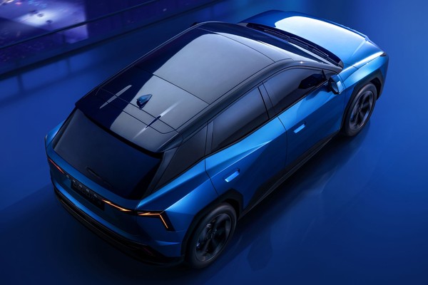 Omoda 4: tudo que sabemos sobre o SUV híbrido que estreia em 2026