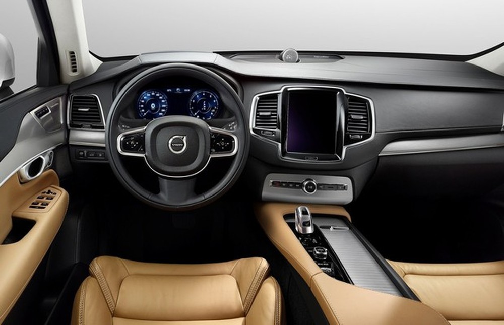 Volvo XC90 First Edition tem 11 unidades reservadas no Brasil