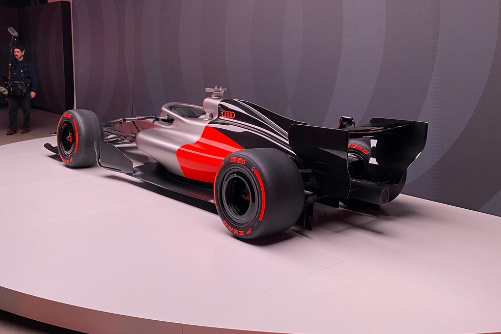 Audi revela pintura de carro que Bortoleto vai pilotar na F1 em 2026