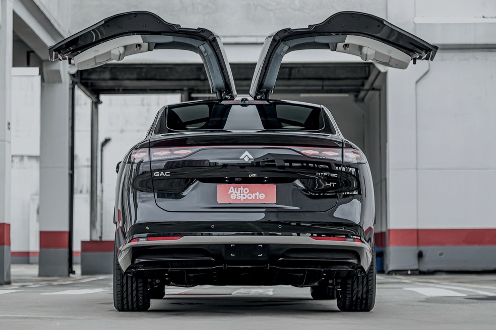 Teste: GAC Hyptec HT entrega luxo e cobra R$ 50 mil por item inusitado