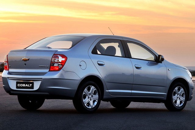 5 versões do Chevrolet Cobalt usado com muito espaço e ótimo preço