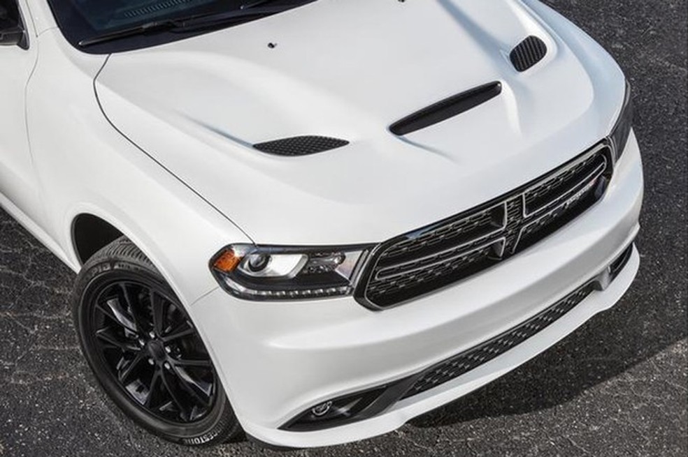 Dodge Durango R/T 2018 ganha visual do SRT com três opções de motor