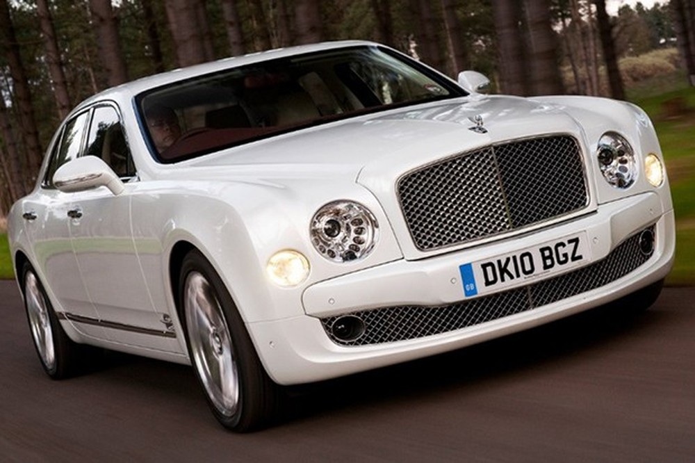 De Lamborghini a Boeing: conheça as supermáquinas do rapper Drake