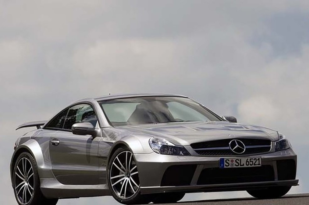 Conheça a coleção de carrões de Sylvester Stallone: tem Bugatti Veyron ...