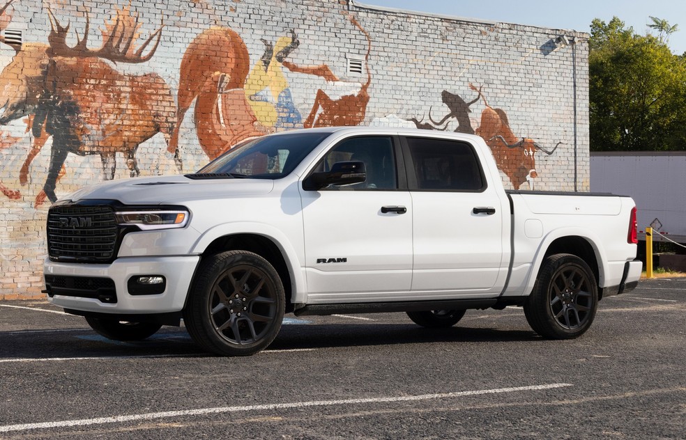 Teste: Ram 1500 2025, como anda a nova caminhonete mais rápida do Brasil