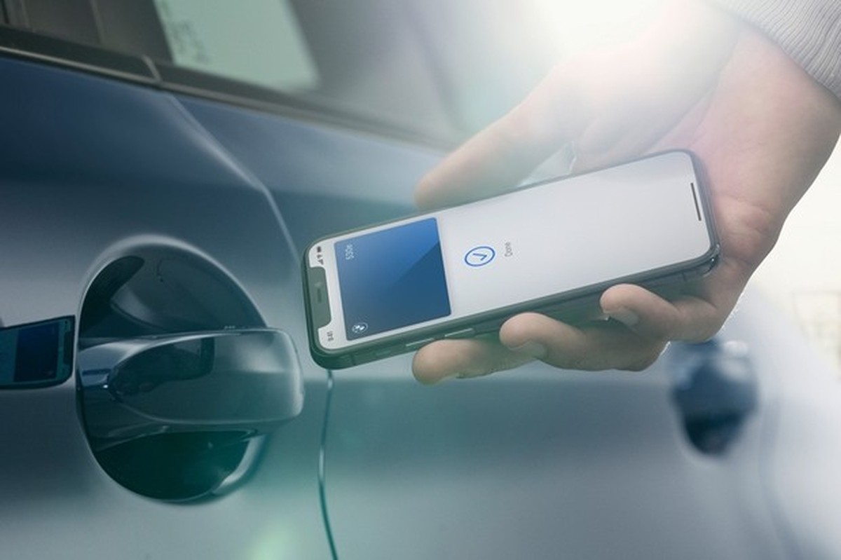 Apple lança chave eletrônica no iPhone para BMW... dois anos depois de ...