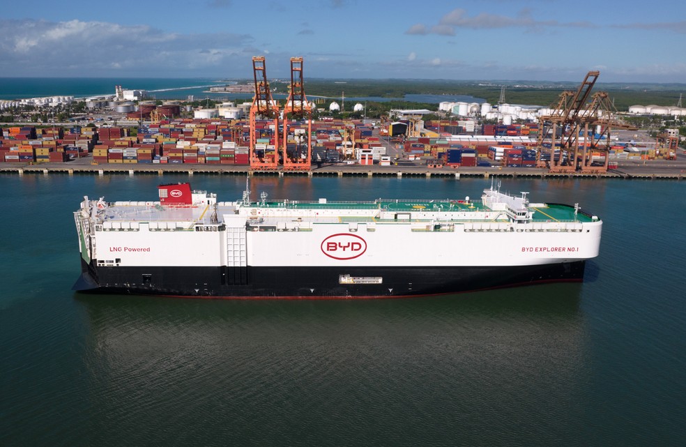 Maior BYD do mundo: conhecemos o navio gigante que transporta 7 mil carros