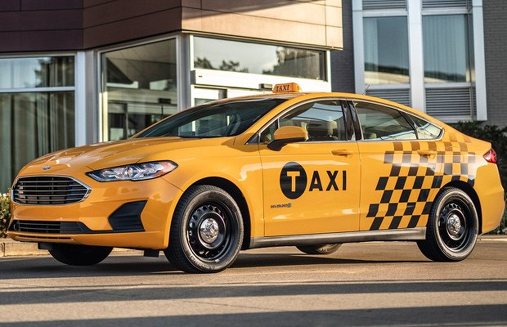 Ford Fusion vira táxi híbrido nos Estados Unidos