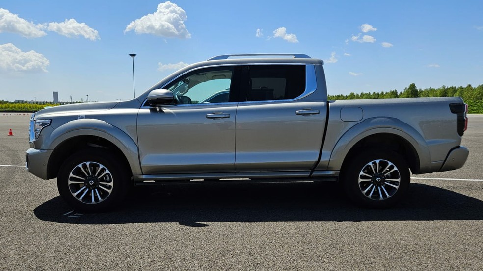 Teste: GWM Poer PHEV usa força elétrica contra picapes diesel; dará certo?