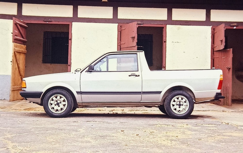 Teste: VW Saveiro GL 1989 era pau para toda obra e a picape preferida ...