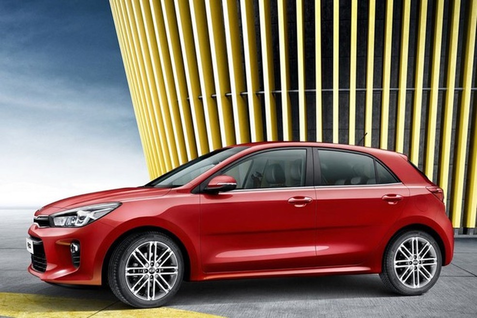 Kia revela visual da nova geração do Rio