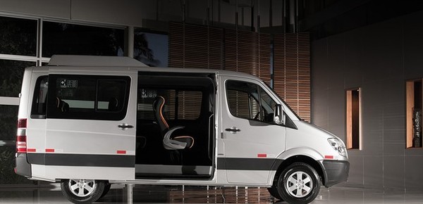 Mercedes-Benz lança Sprinter de luxo