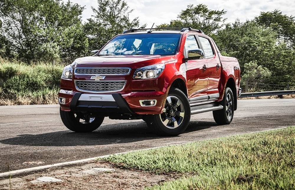 Chevrolet S10 ganha linha 2016 com novas versões