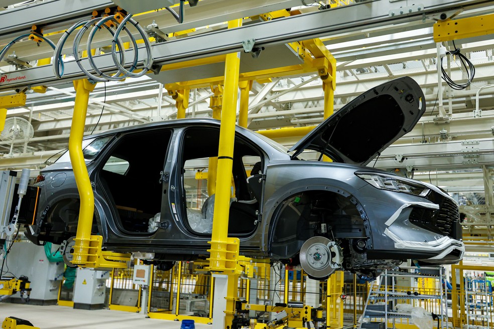Nissan estuda fechar fábrica mais antiga fora do Japão e BYD pode comprar
