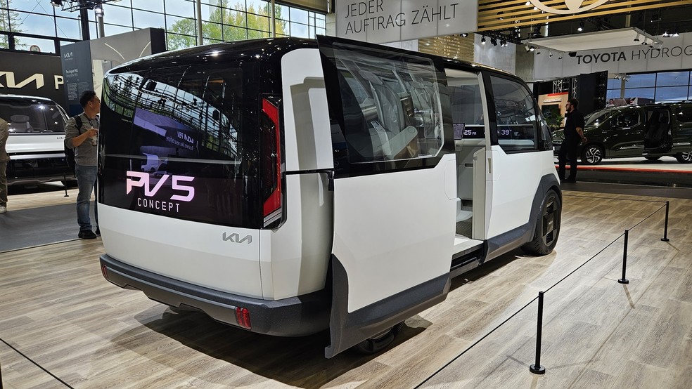 Kia Besta está de volta? Marca lança nova família de vans elétricas