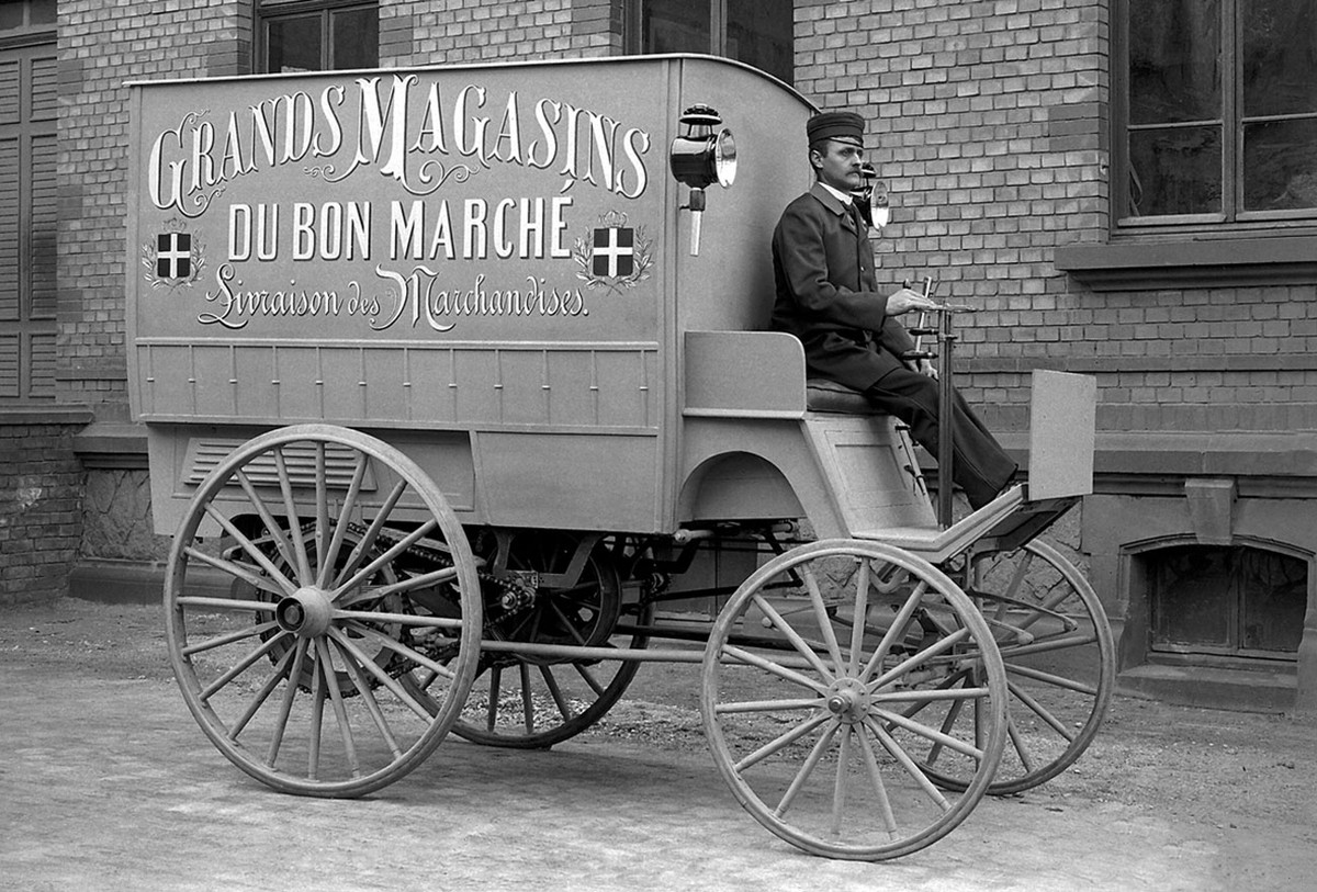 Primeira van do mundo faz 125 anos; com 5 cv, levava 300 kg, mas não ...